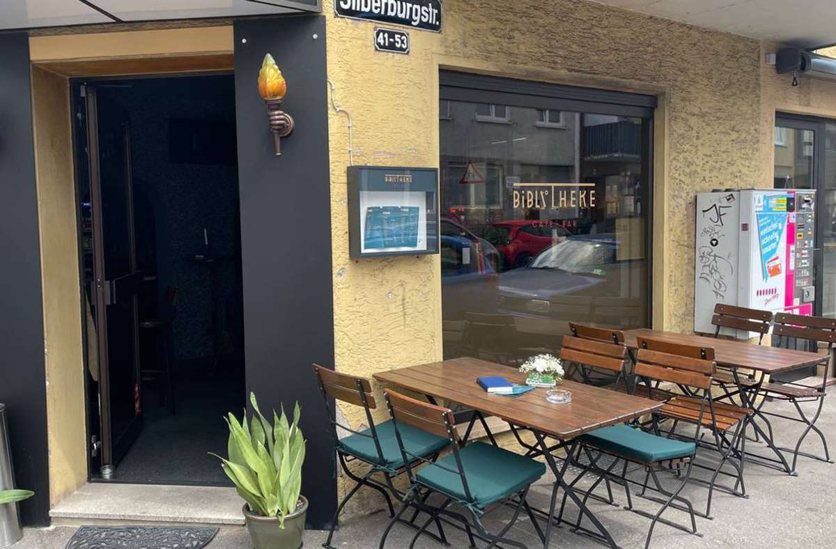 Die Bibliotheke Bar eröffnet in der Silberburgstraße